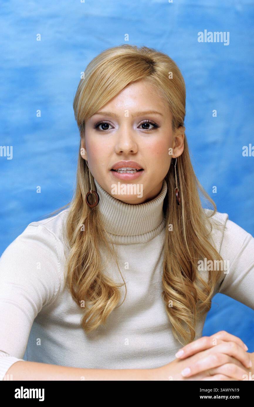 March 19 2005 Hollywood California U S Jessica Alba Promoting