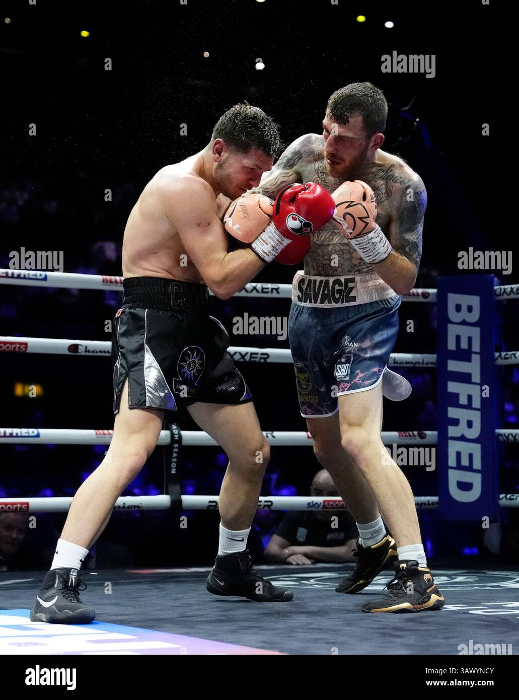 Lee Cutler (left) in action Sam Eggington (right) during the WBC ...