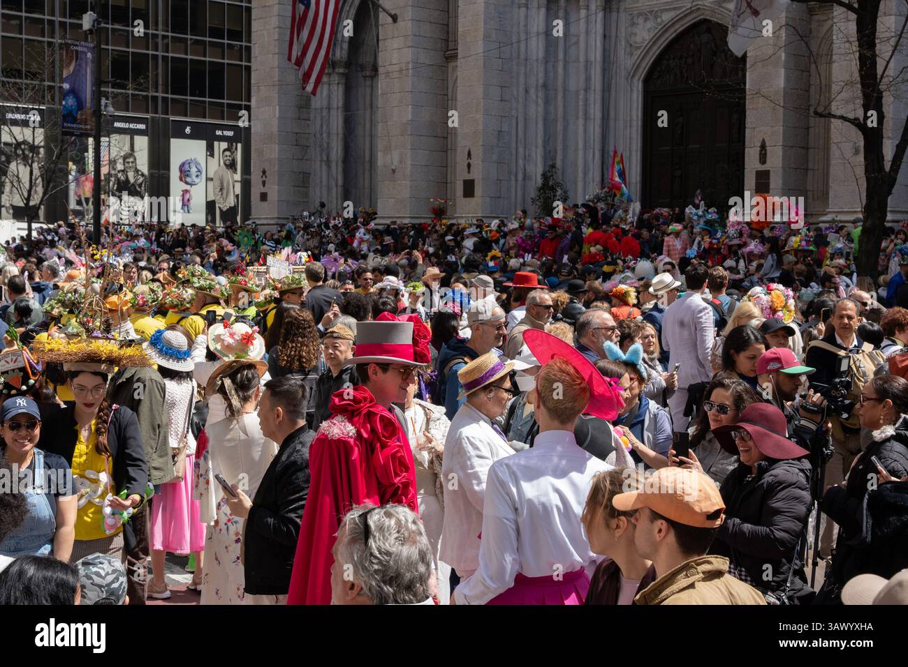 Manhattan, USA. 20th Apr, 2025. The annual Easter Bonnet parade floods ...
