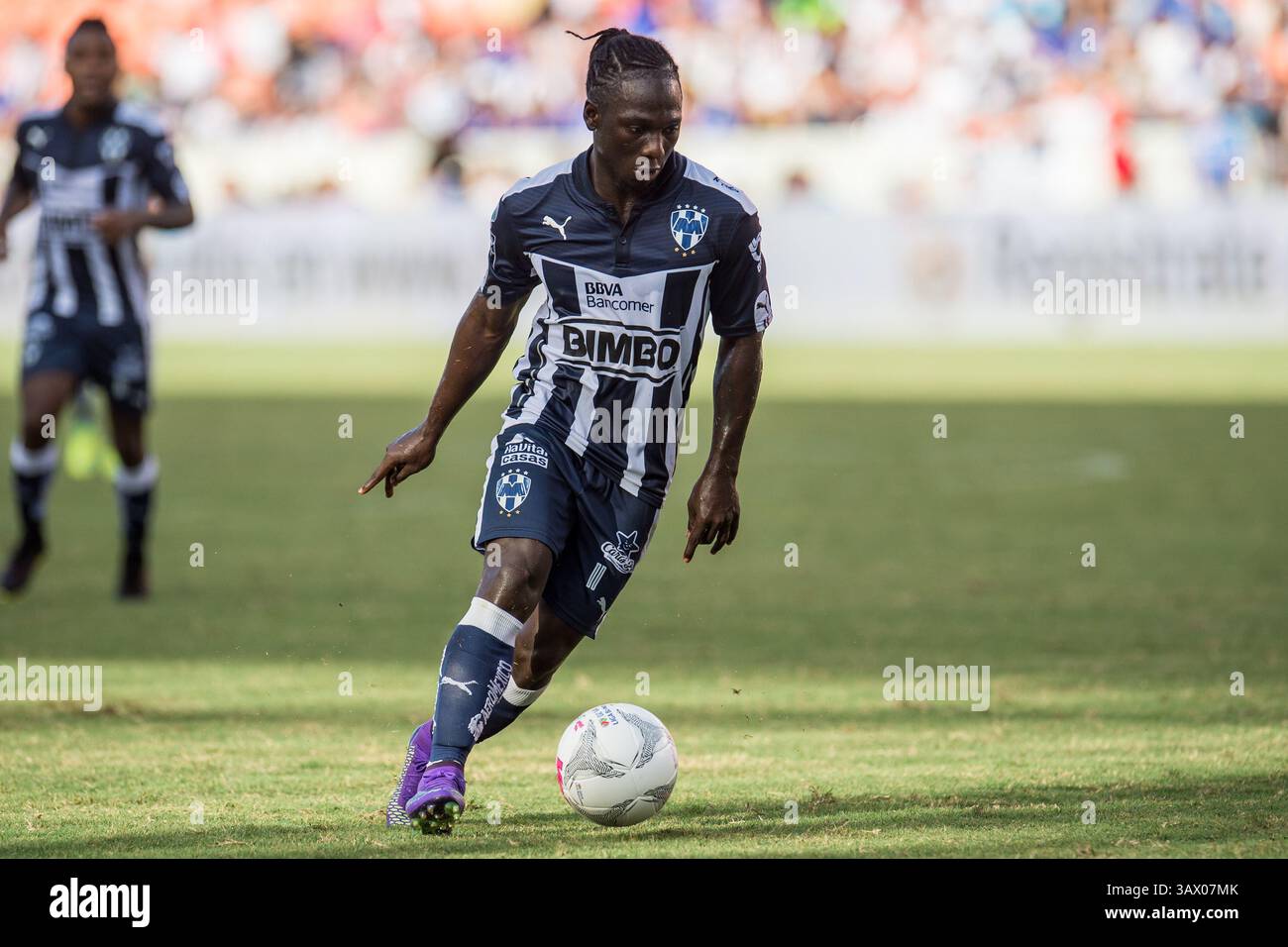 Chara azul hi-res stock photography and images - Alamy