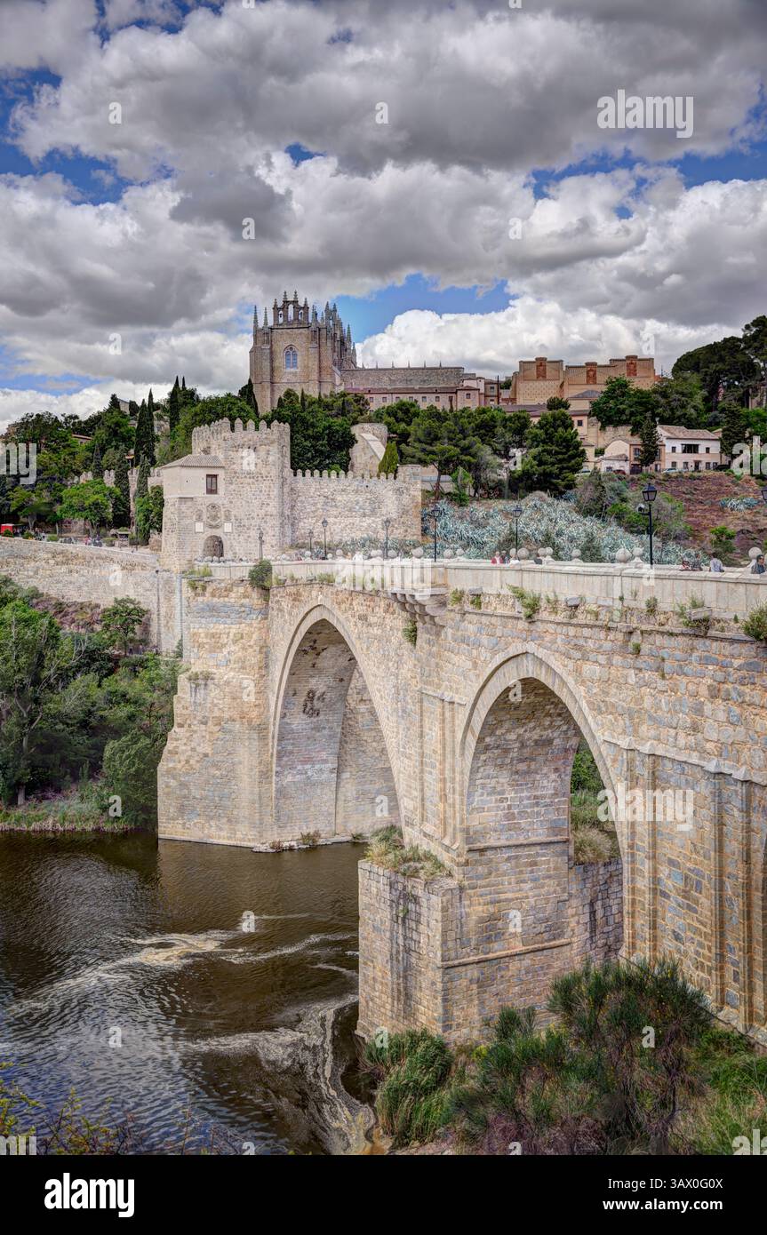 San martins bridge crossing hi-res stock photography and images - Alamy