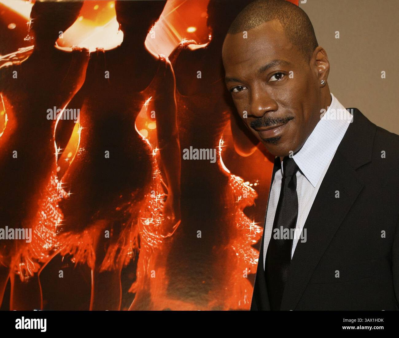 November 17, 2006 - Hollywood, California, U.S. - Eddie Murphy promotes ...