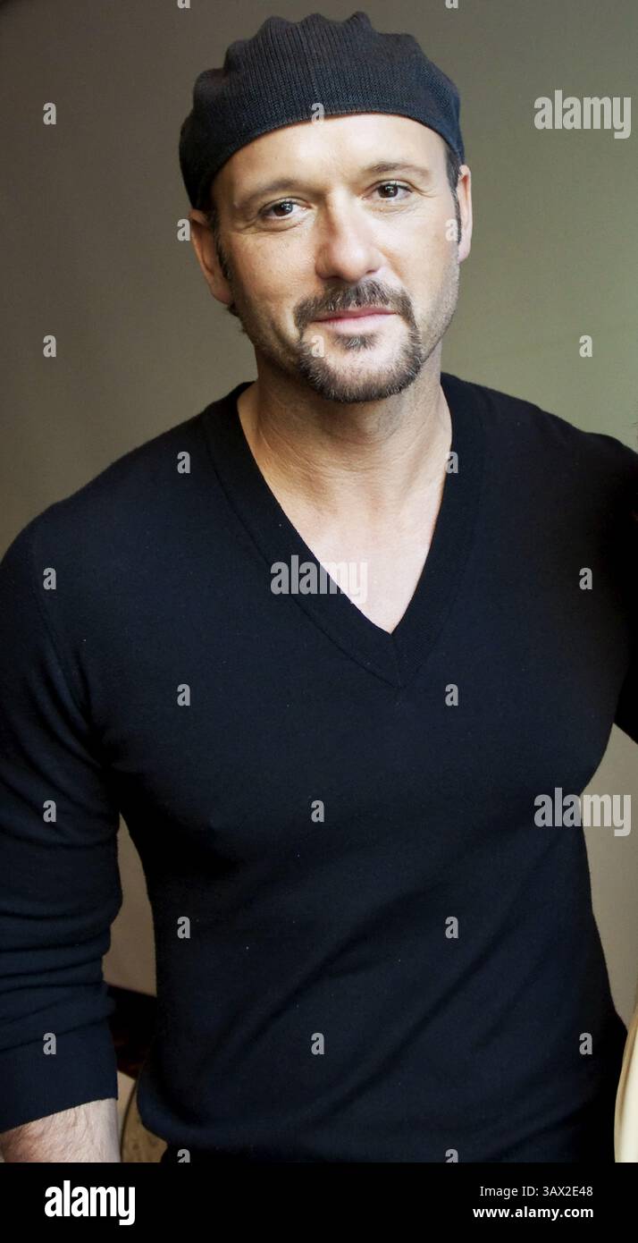 October 30, 2009 - Hollywood, California, U.S. - Actor Tim McGraw of ...