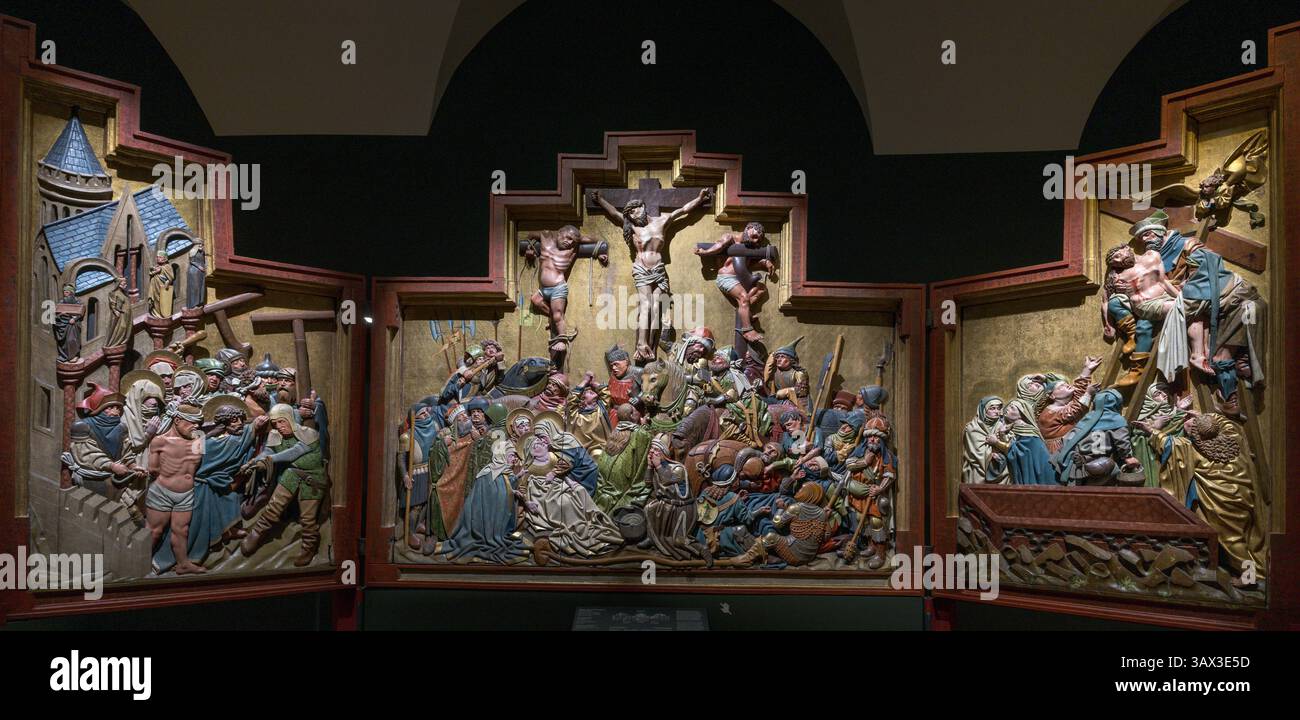 1440s carved and painted wooden altarpiece from Znaim (in today’s ...