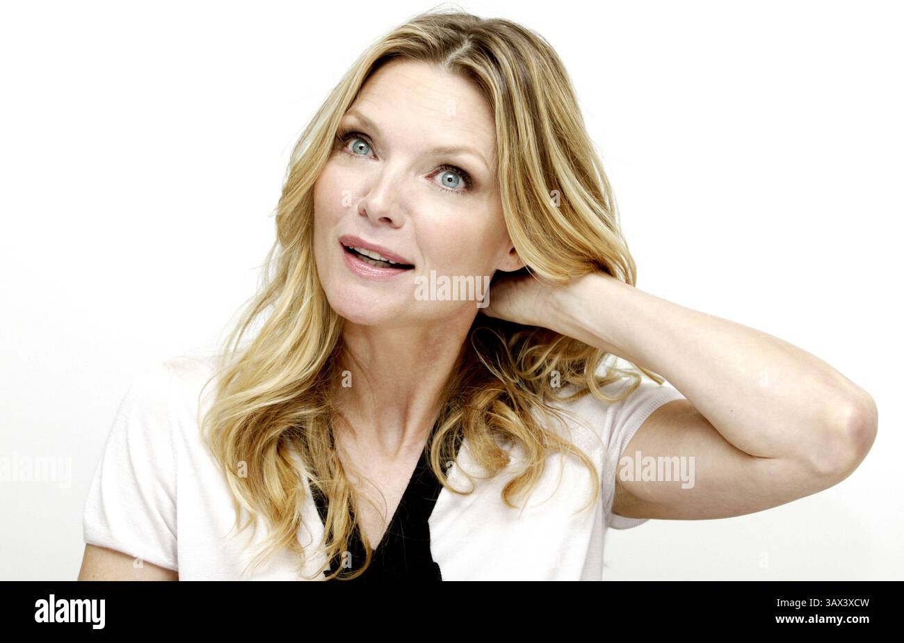 June 15, 2007 - Beverly Hills, California, U.S. - MICHELLE PFEIFFER ...