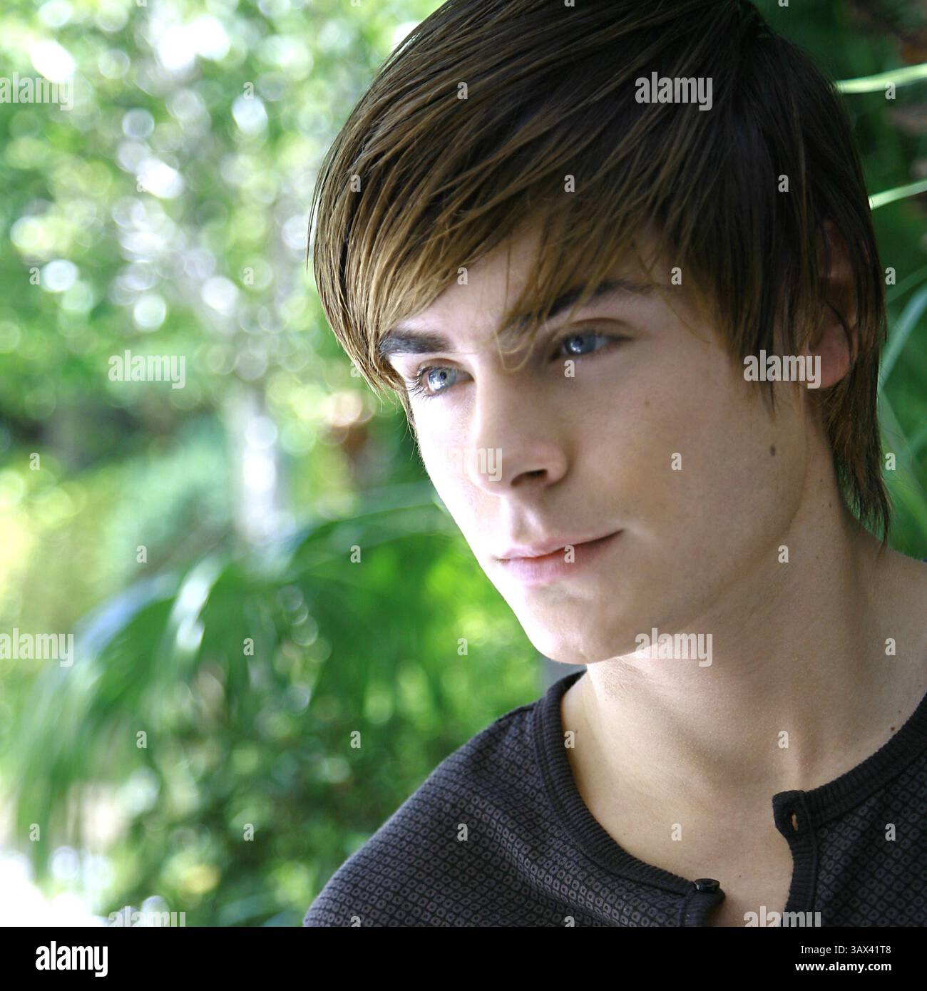 July 24, 2007 - Hollywood, California, U.S. - Zac Efron promoting ...