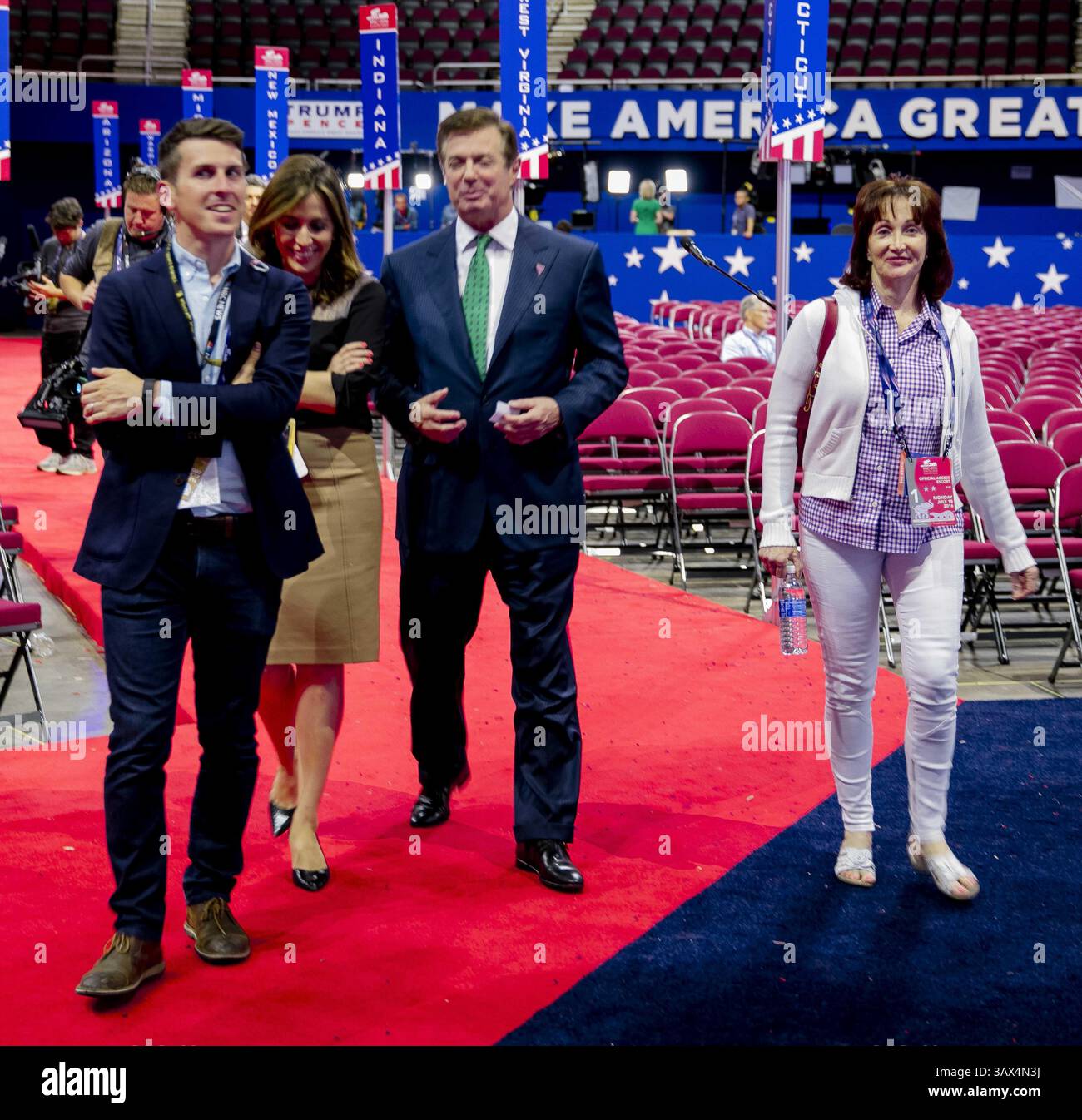 Hallie jackson hi-res stock photography and images - Alamy