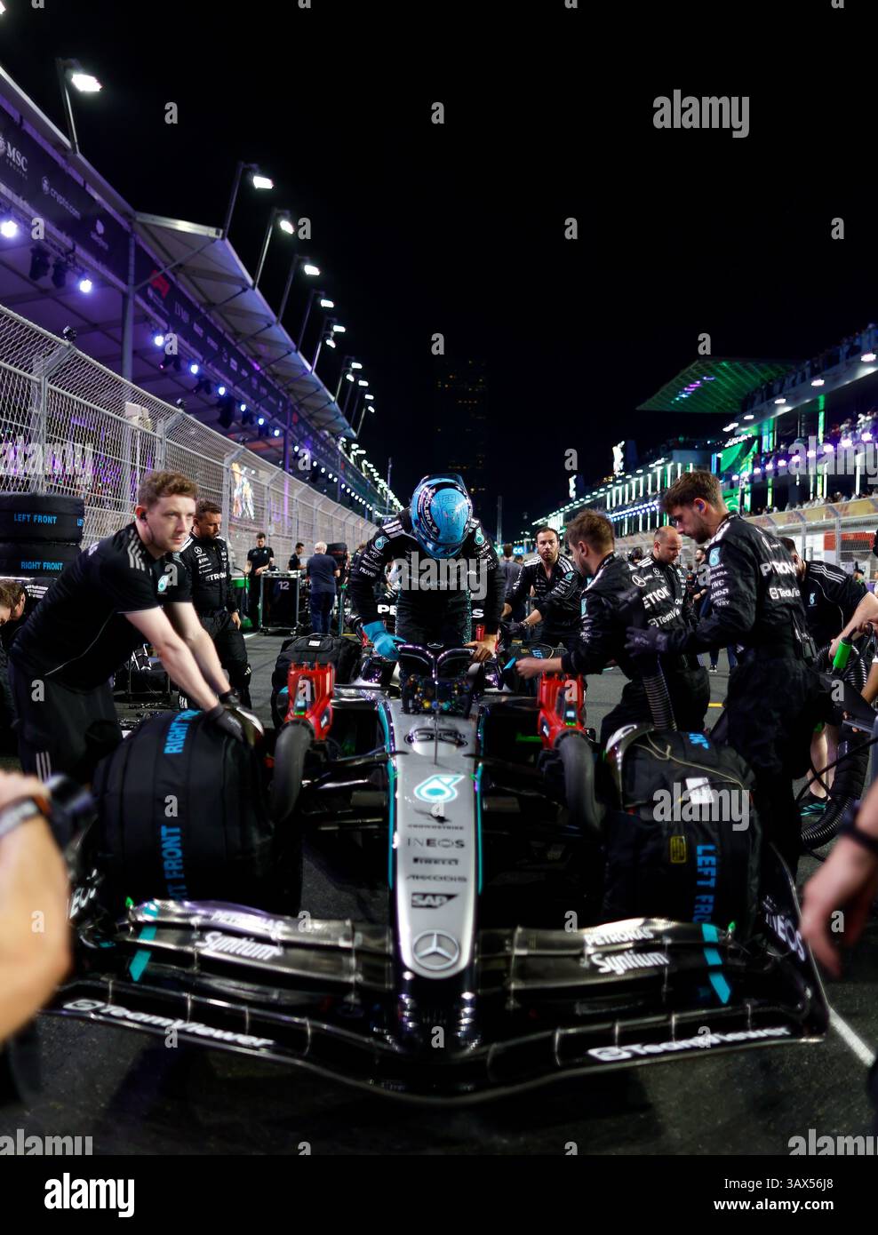 RUSSELL George (gbr), Mercedes AMG F1 Team W16, portrait during the ...
