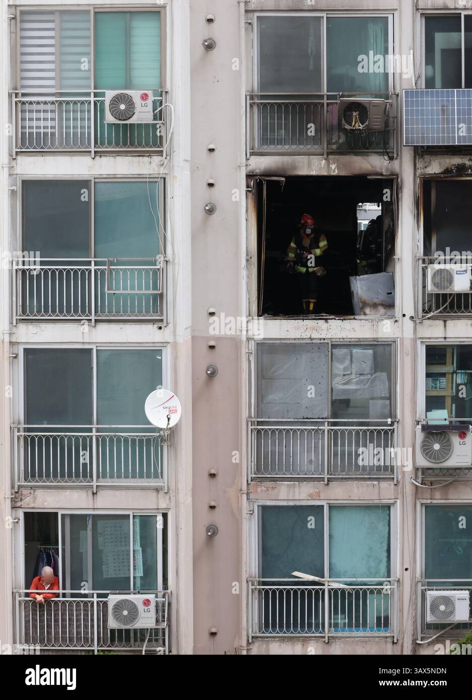 21st Apr, 2025. Seoul apartment fire This April 21, 2025, photo shows a unit in an apartment ...