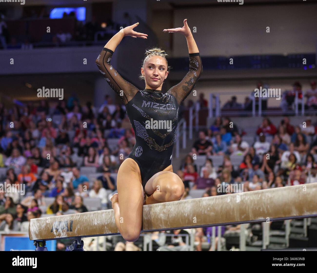 April 19, 2025: Missouri's Addison Lawrence on the balance beam during ...