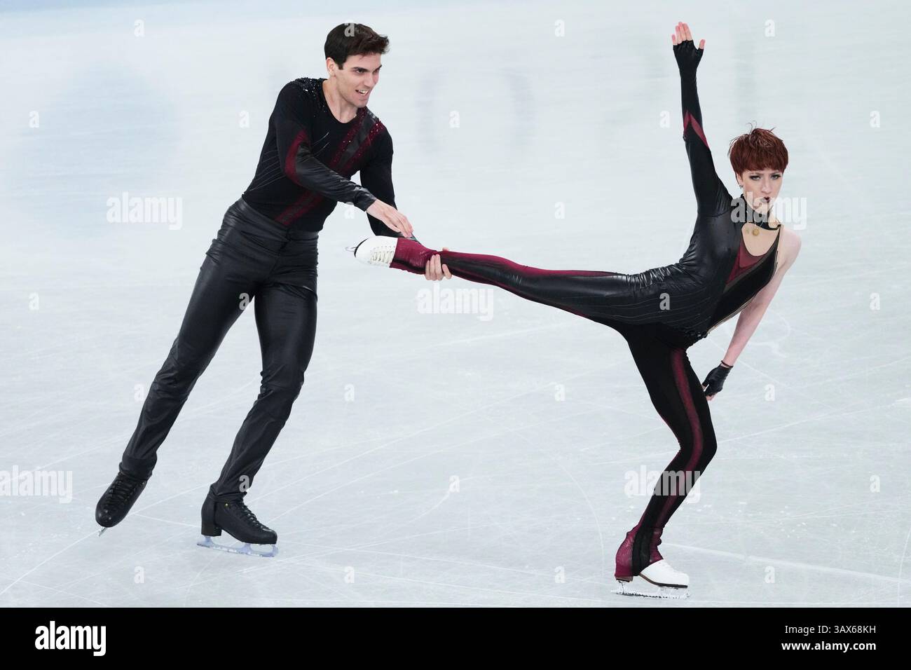 Evgeniia Lopareva & Geoffrey Brissaud (FRA), APRIL 18, 2025 - Figure ...