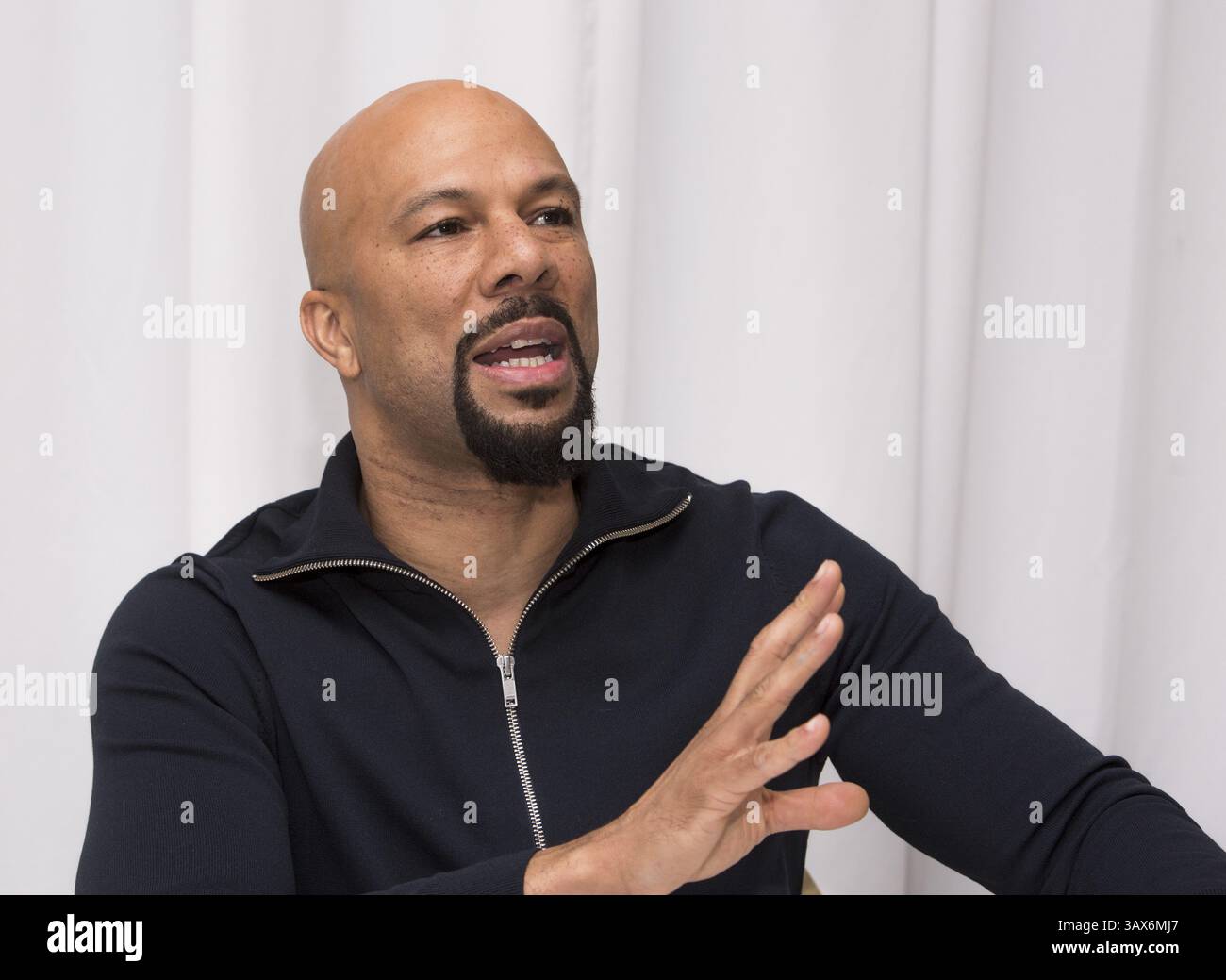 Common rapper portrait hi-res stock photography and images - Alamy