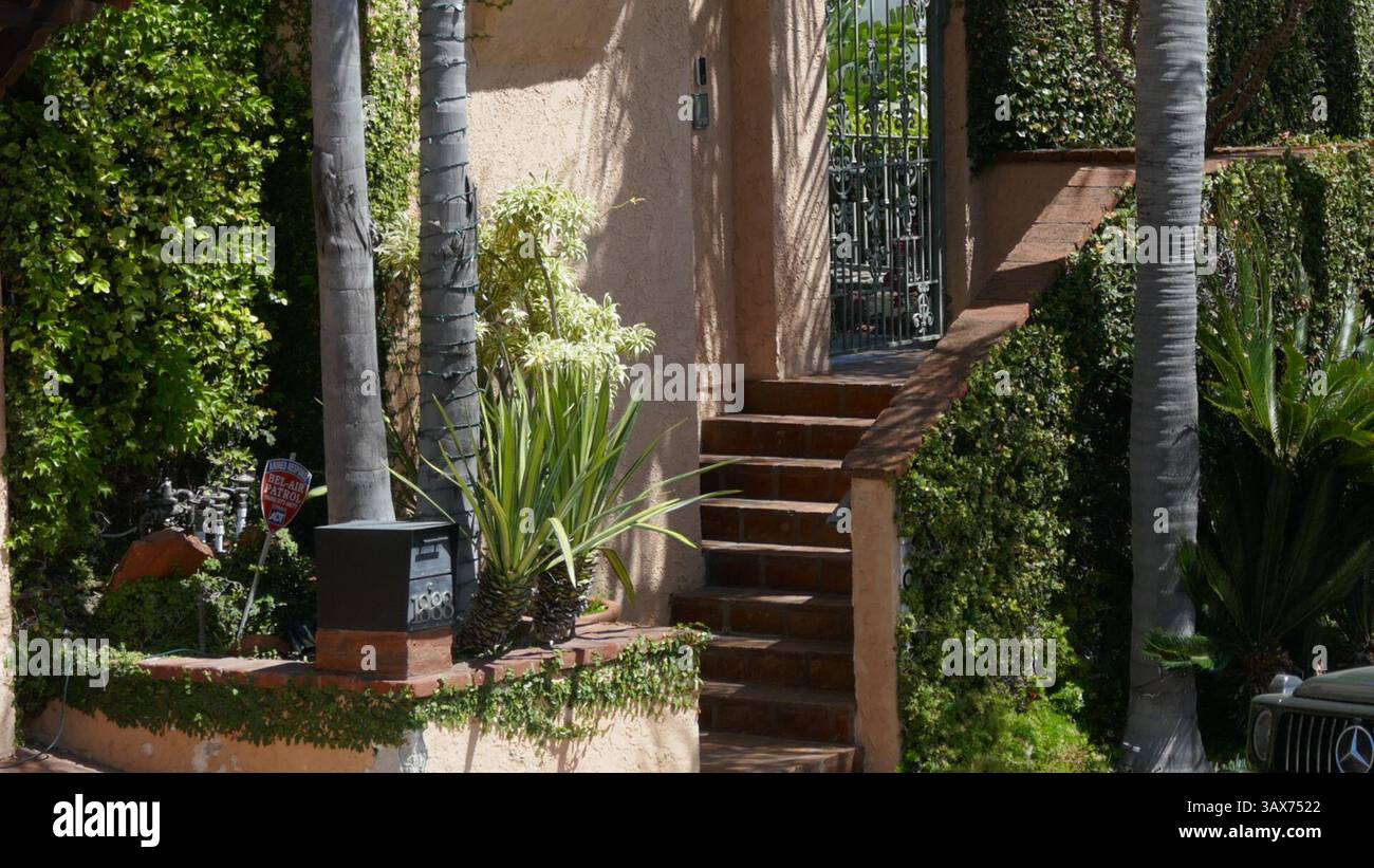 Los Angeles, California, USA 20th April 2025 Actress Leann Hunley and ...