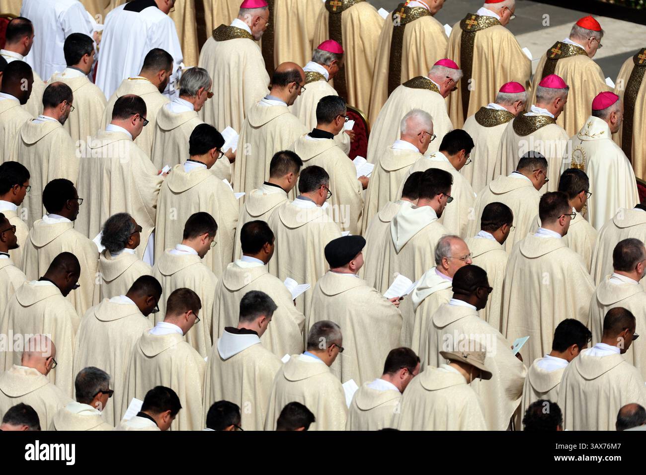 Rome, Italy. 20th Apr, 2025. Priests attend the Holy Mass on Easter ...