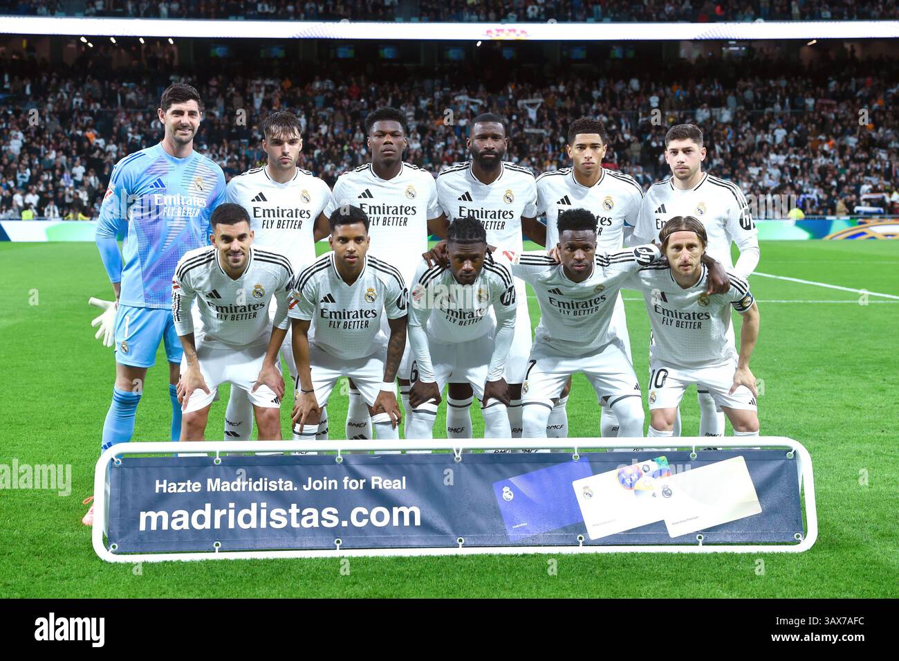 Madrid, Spain. 20th Apr, 2025. Real Madrid's players line up before the ...
