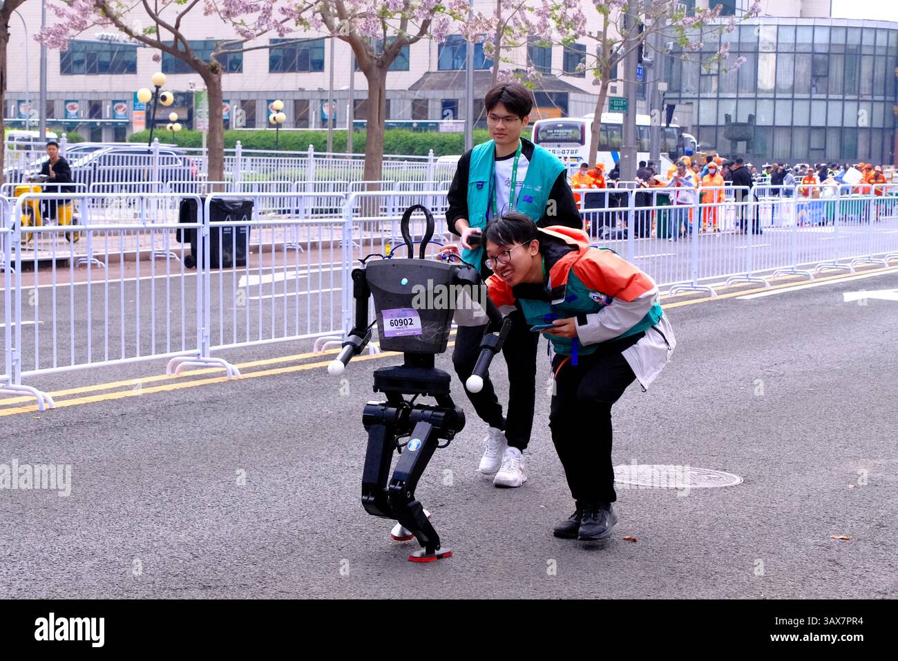 The world's first humanoid robot half-marathon kicks off in Beijing ...