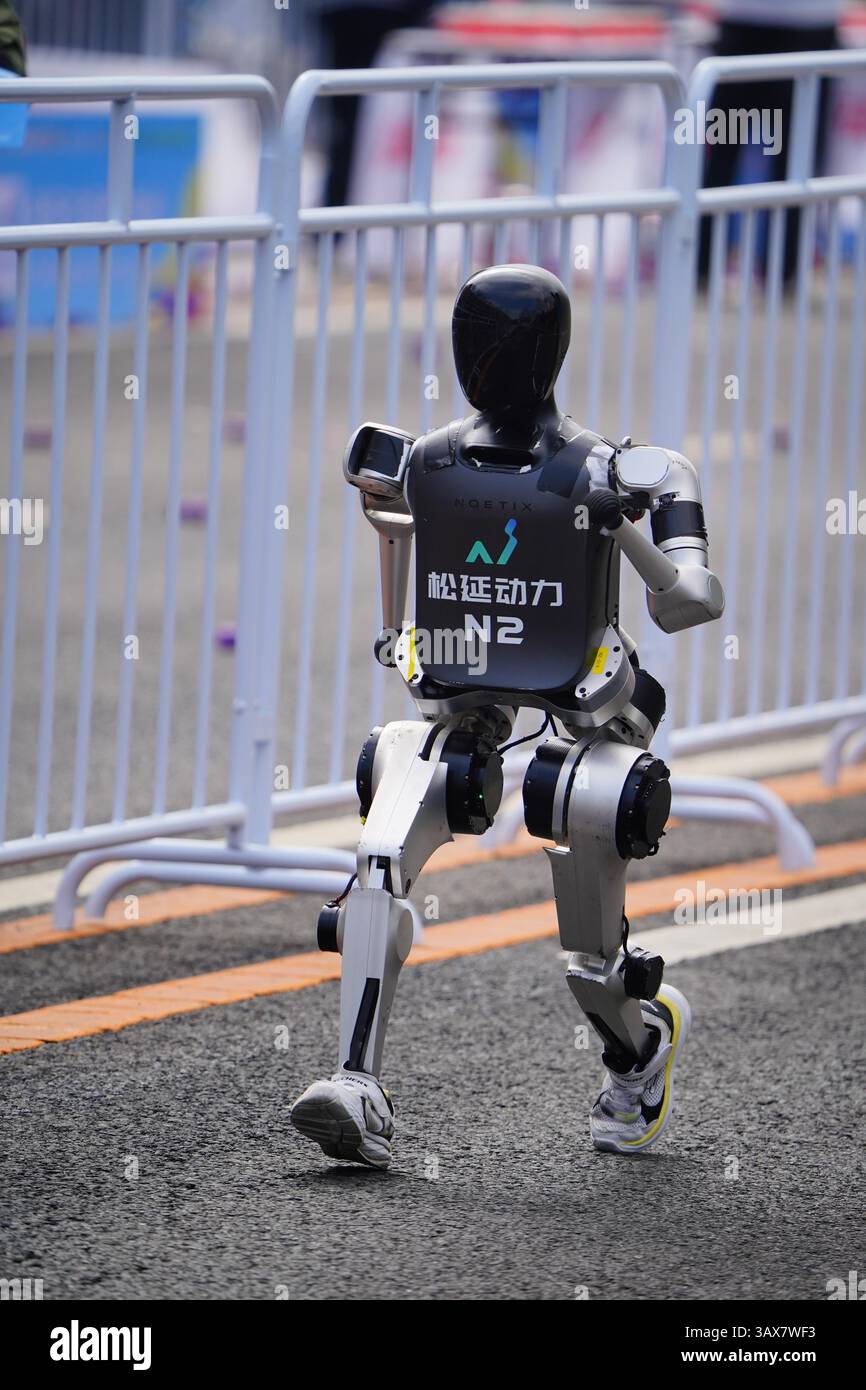 The world's first humanoid robot half-marathon kicks off in Beijing ...