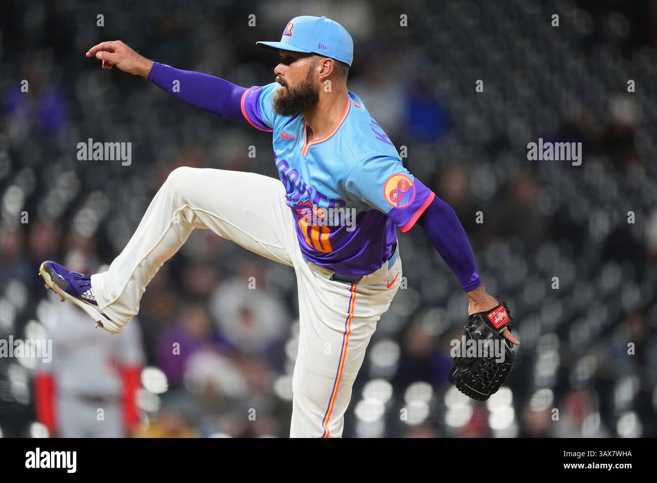 Colorado Rockies relief pitcher Tyler Kinley works against the ...