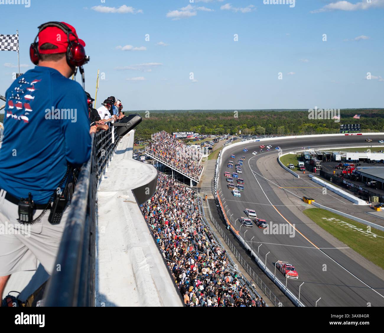 Rockingham, North Carolina, USA. 18th Apr, 2025. A spotter watchest the ...
