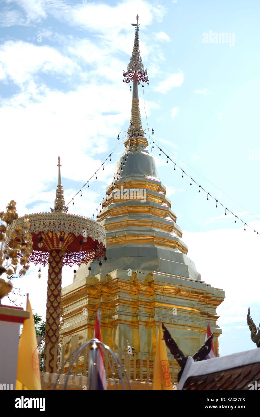 Wat Phrathat Doi Kham Stock Photo - Alamy