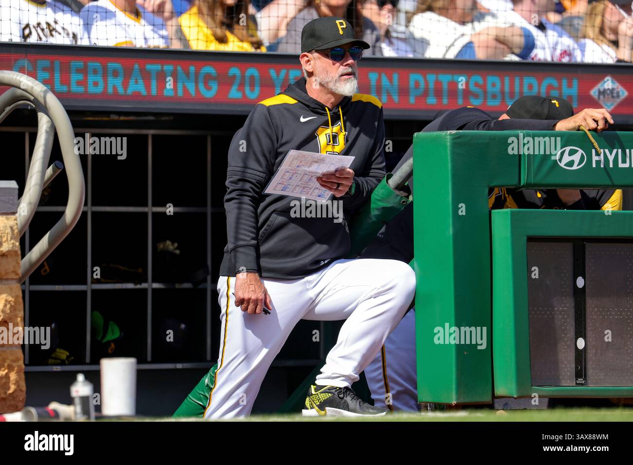 PITTSBURGH, PA - APRIL 20: Pittsburgh Pirates manager Derek Shelton (17 ...