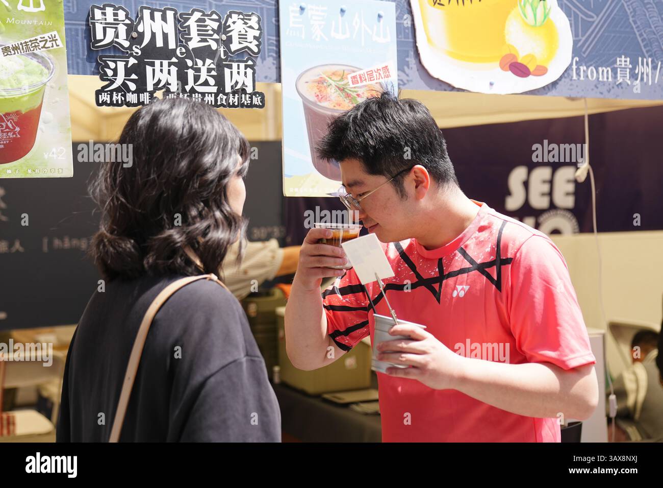 Kunming,China.20th April 2025. Residents savored a leisurely weekend at a bustling coffee ...