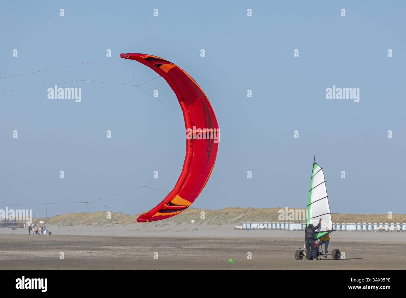 Beach sailing, kitesurfing, beach, Hoek van Holland, Rotterdam ...