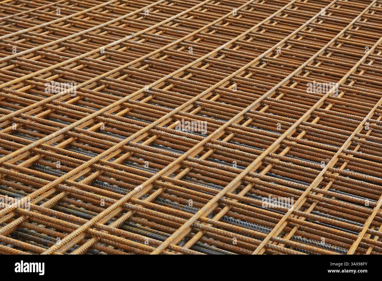 Construction steel grids hi-res stock photography and images - Alamy