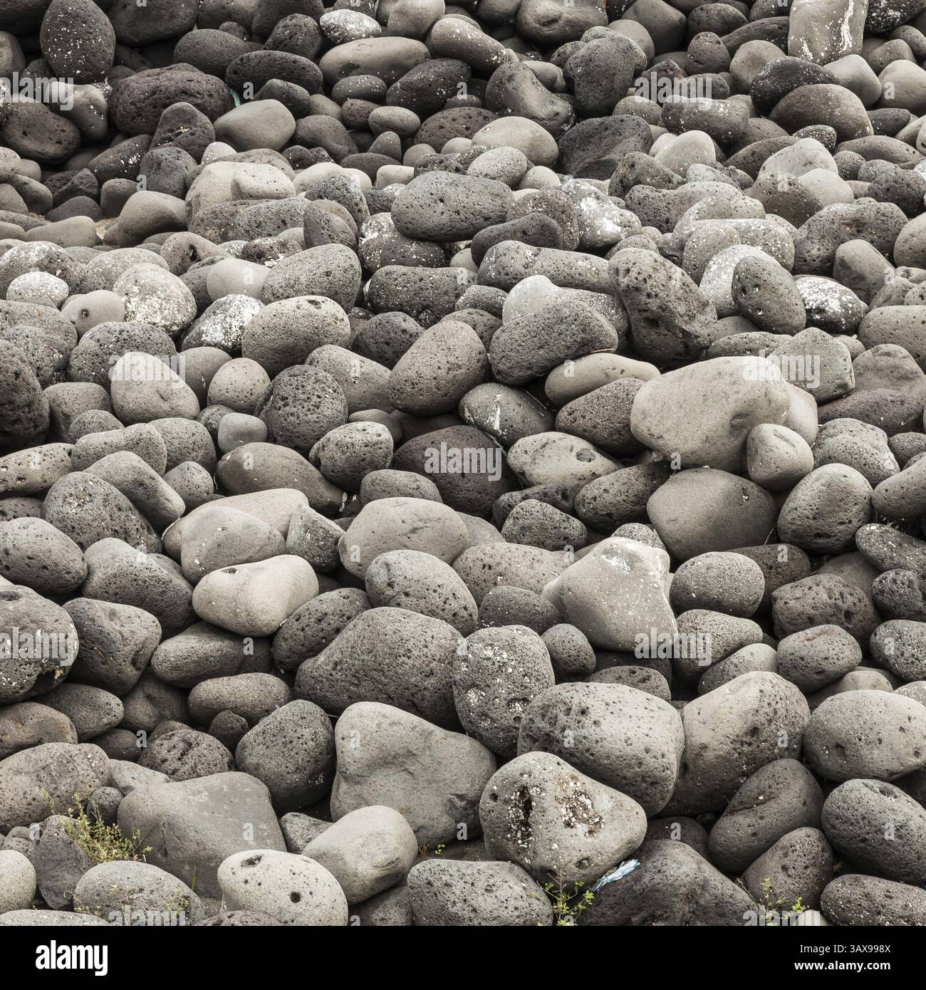 Volcanic rock beach - ideal for backgrounds Stock Photo - Alamy