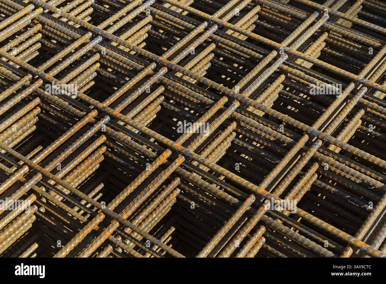 Structural steel mesh Stock Photo - Alamy