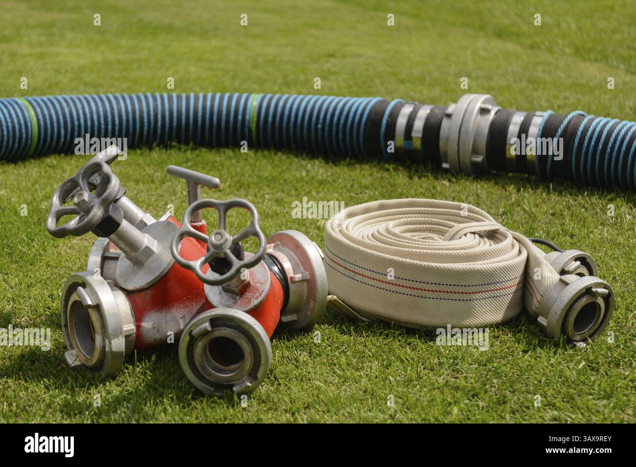 Fire hose coupling hi-res stock photography and images - Alamy