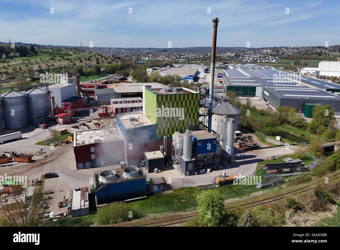 Biomasse Heizkraftwerk Herbrechtingen. Ein Biomasseheizkraftwerk BMHKW ...