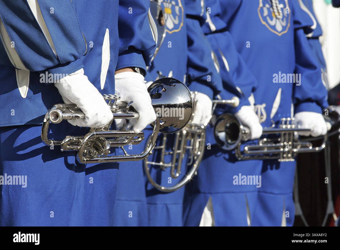 Marching fanfare hi-res stock photography and images - Alamy