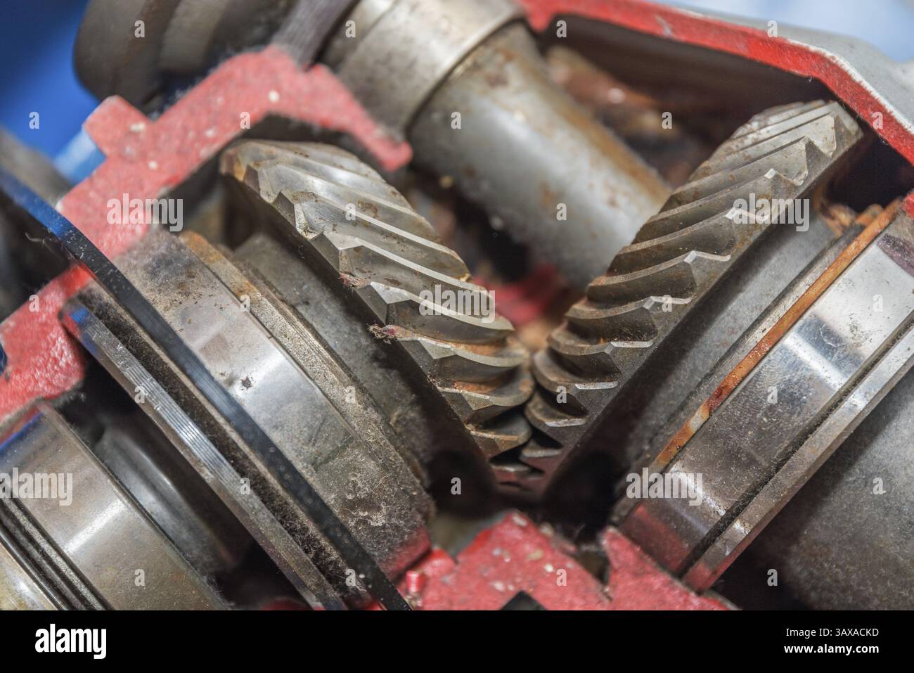 A look inside the gearbox in the automotive industry - front axle ...