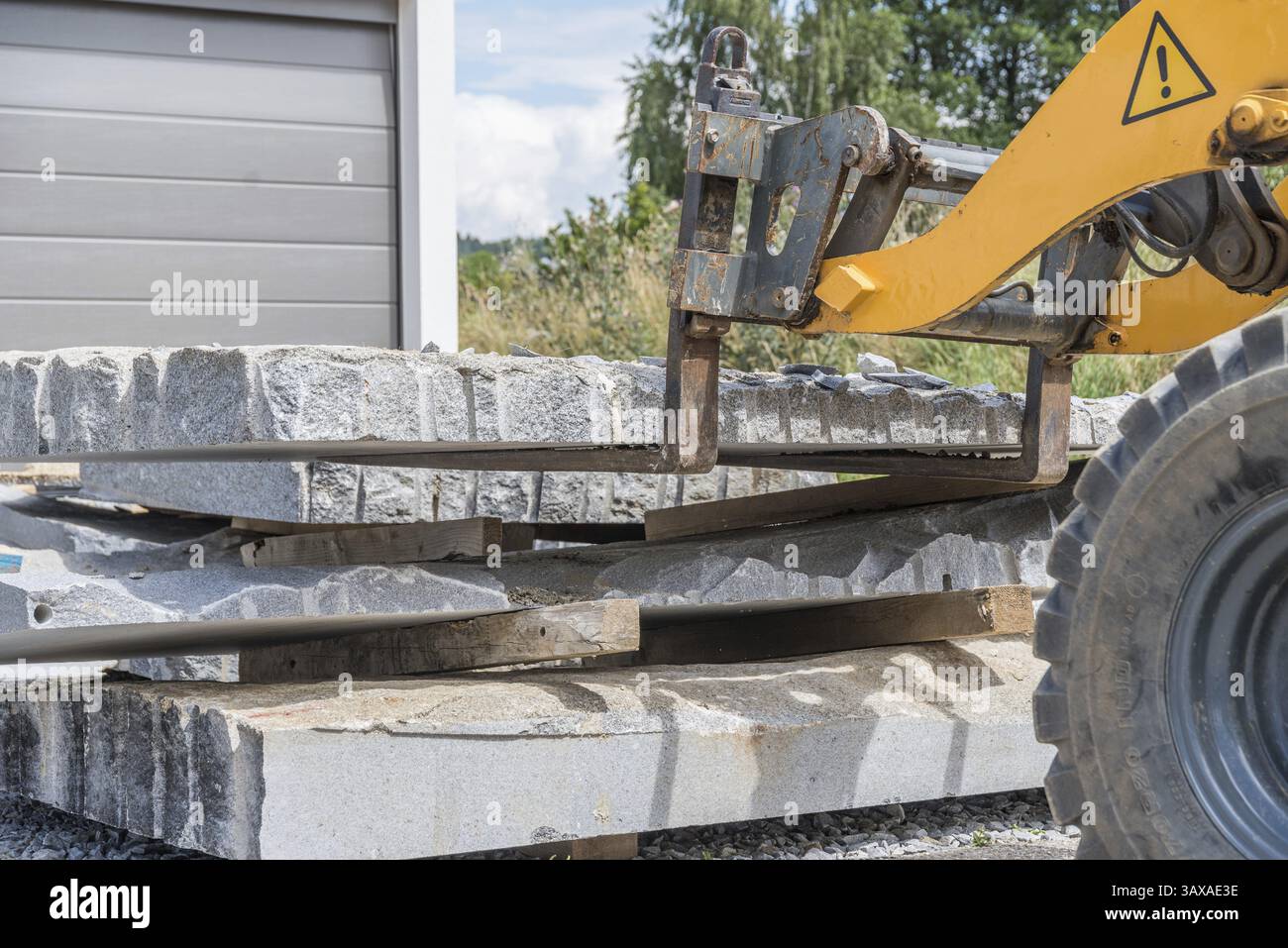 Transporting granite with a front loader - natural stone on ...