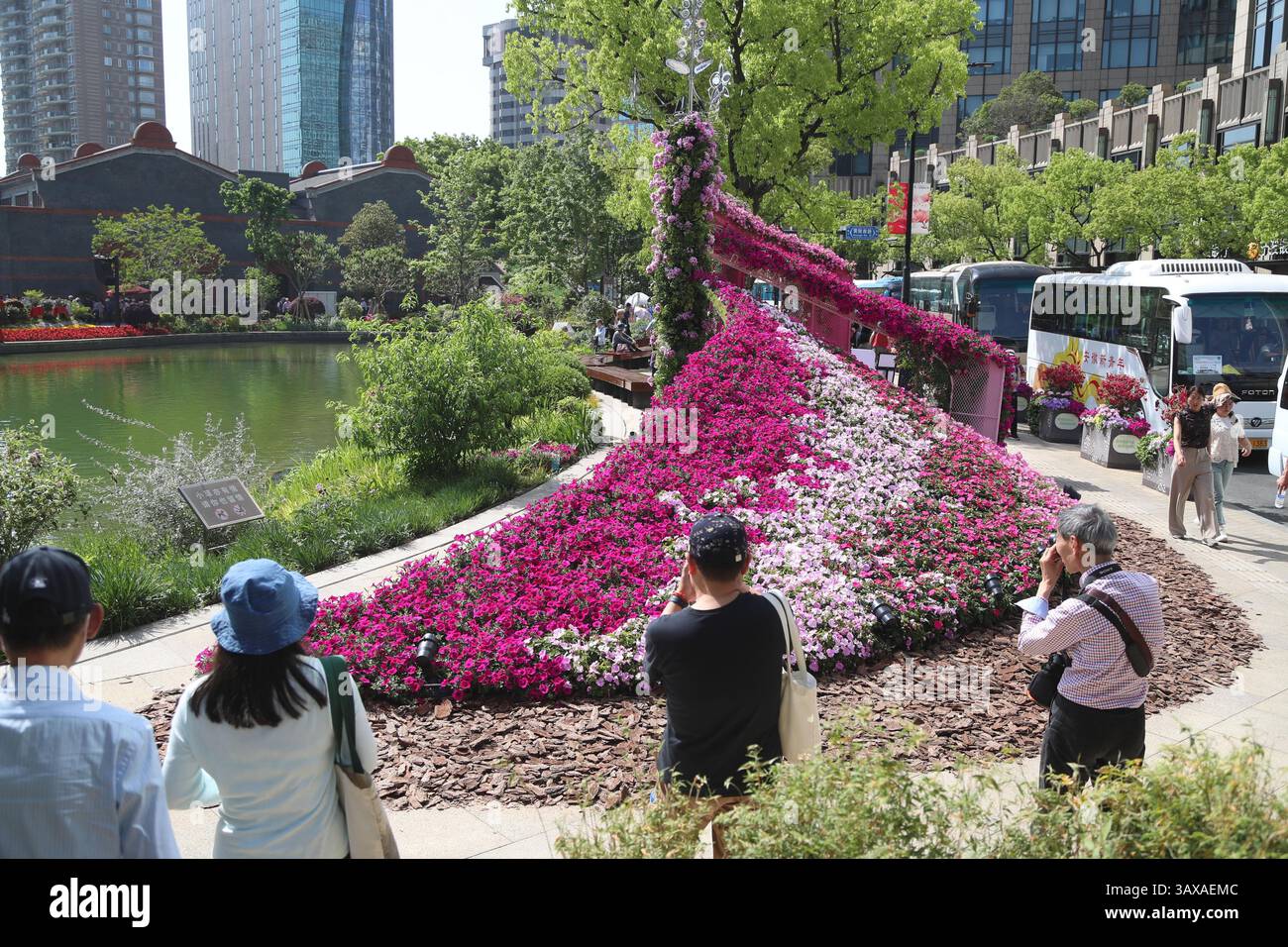 The 2025 Shanghai International Flower Show kicks off in Shanghai ...