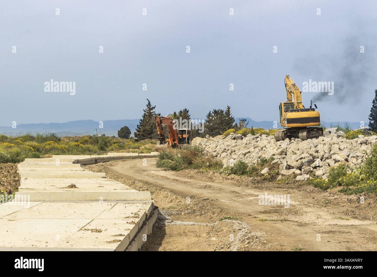Red backhoe hi-res stock photography and images - Alamy