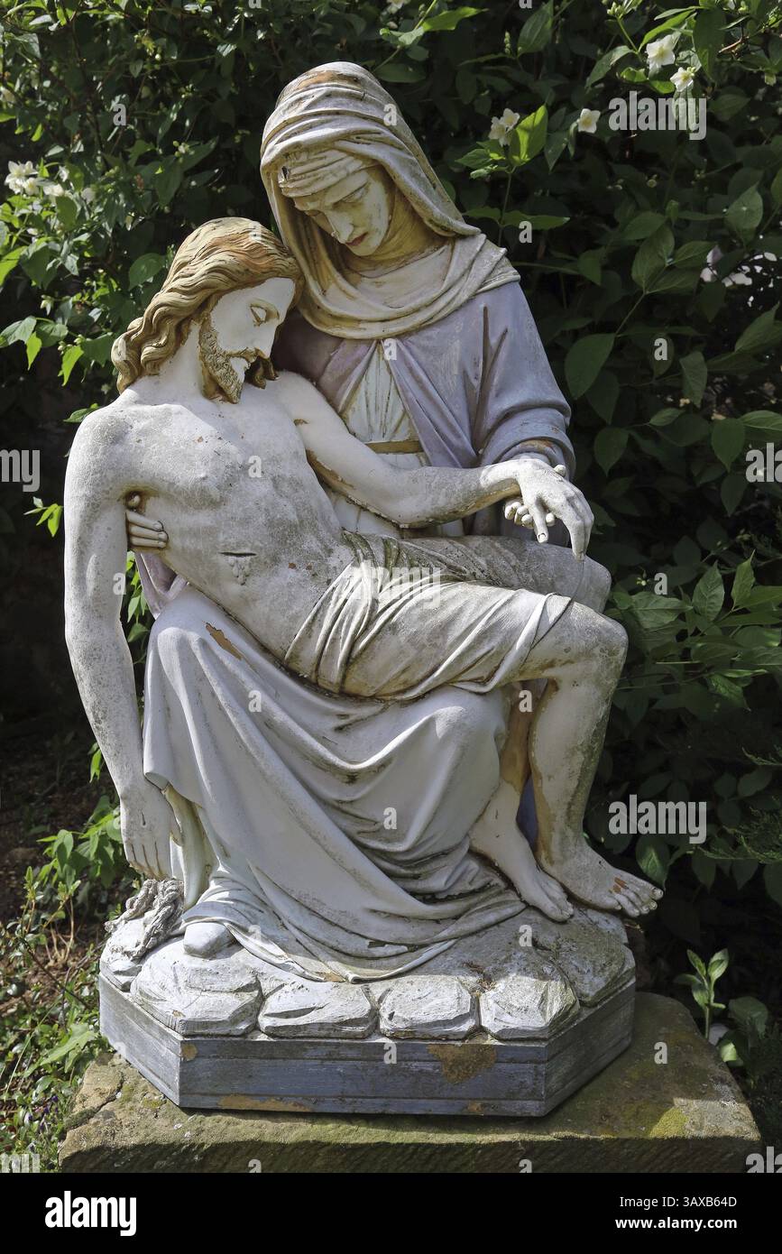 Mary with the body of Christ Stock Photo - Alamy