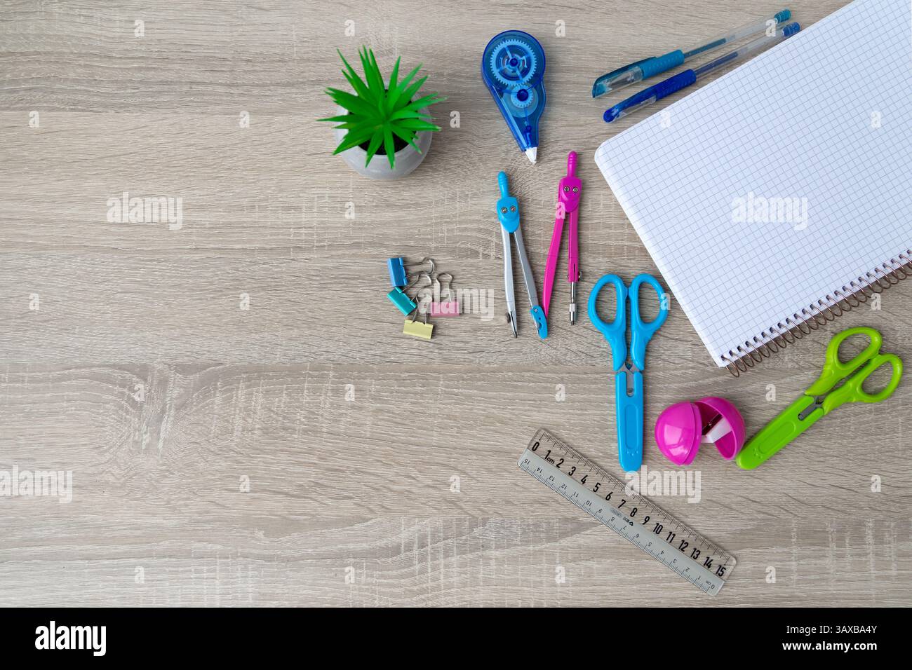 Stationaryitems hi-res stock photography and images - Alamy