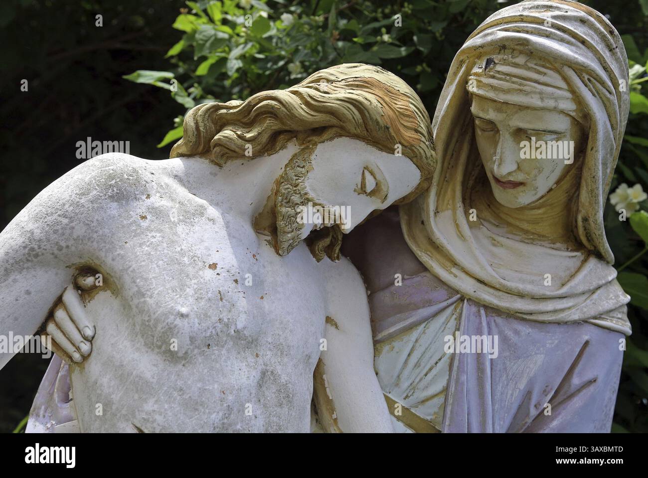 Mary with the body of Christ Stock Photo - Alamy