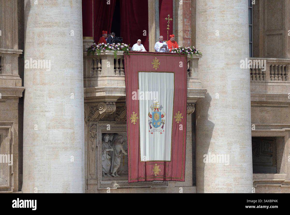 Pope Francis during the impartation of the 'Urbi et Orbi' blessing and ...