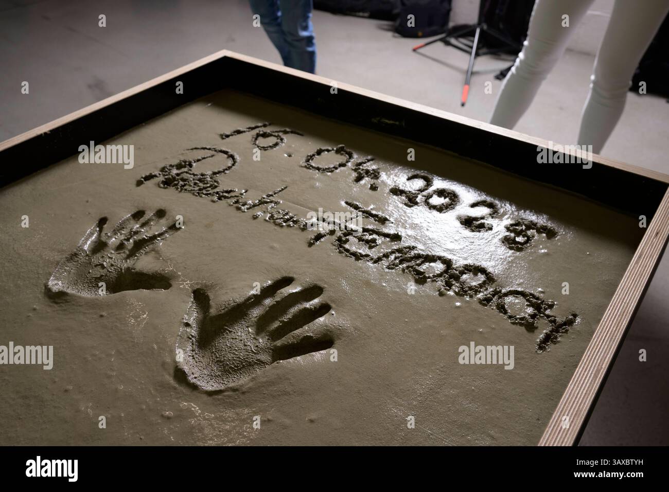 Rainhard Fendrich bei der Handabdruck-Zeremonie für den Munich Olympic Walk Of Stars in der ...