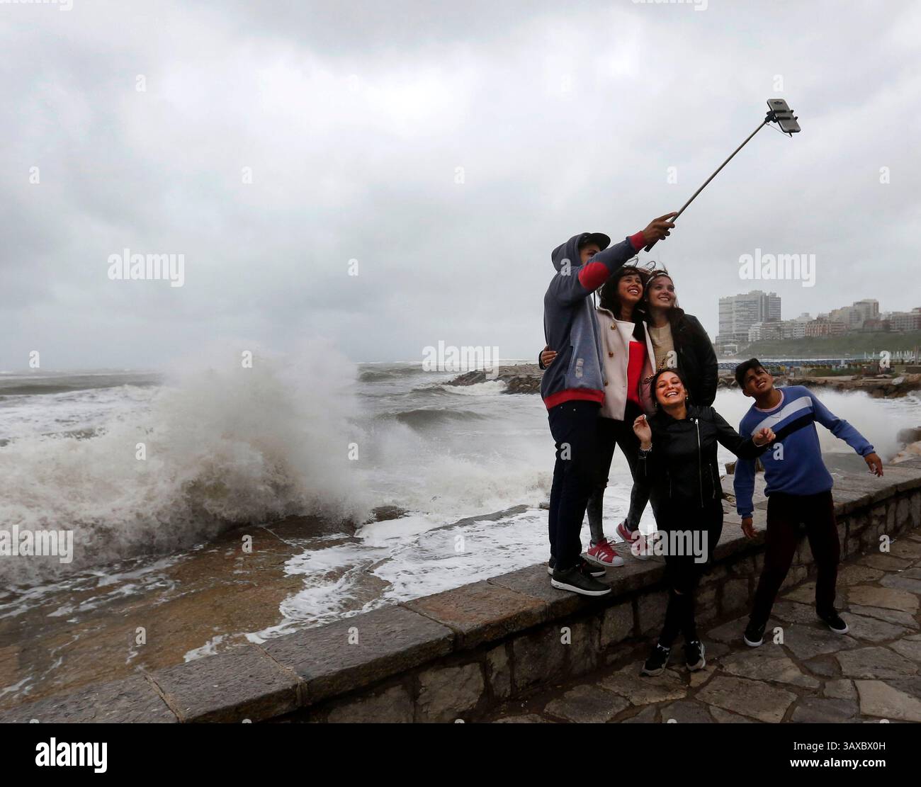 Fuertes del mar hi-res stock photography and images - Alamy