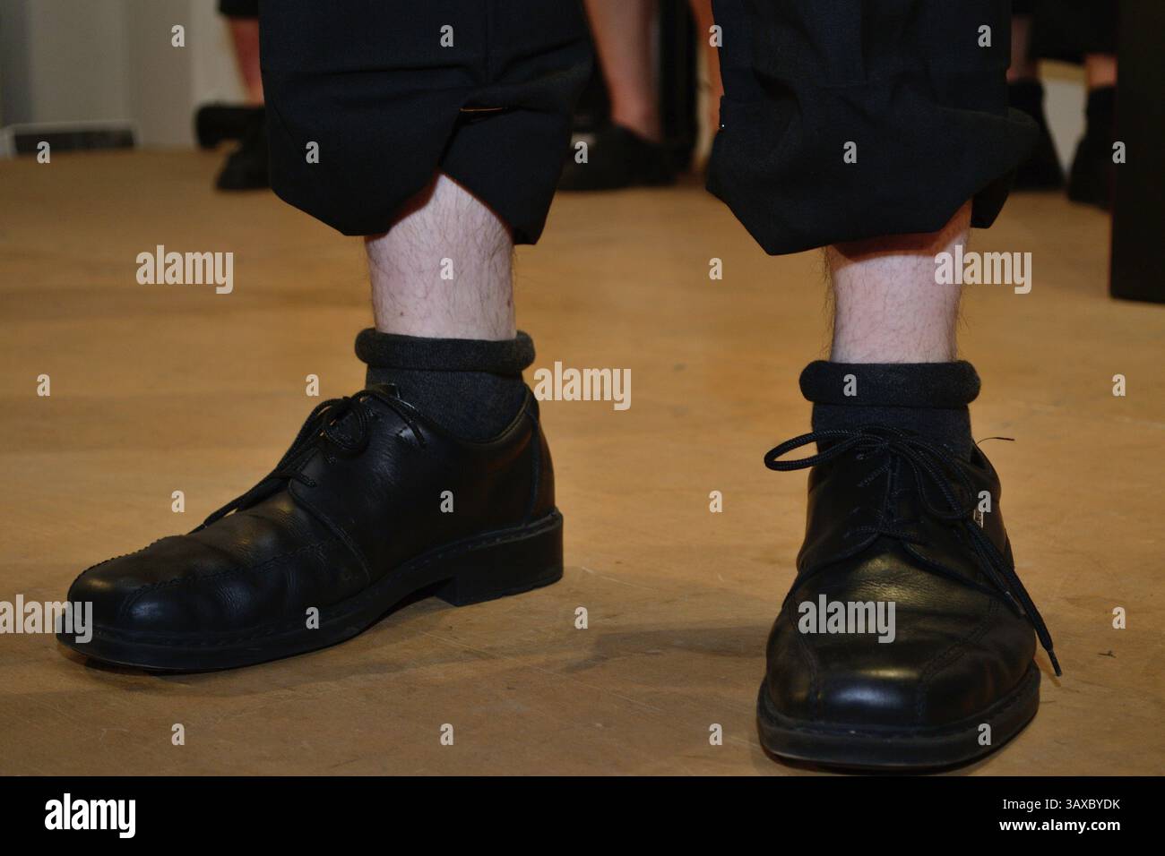 Mismatched shoes hi-res stock photography and images - Alamy