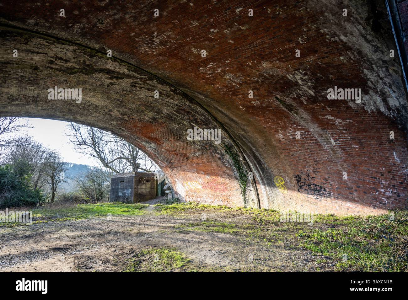 Gatehampton Bridge and World War II Pillbox, Goring, Oxfordshire Stock ...