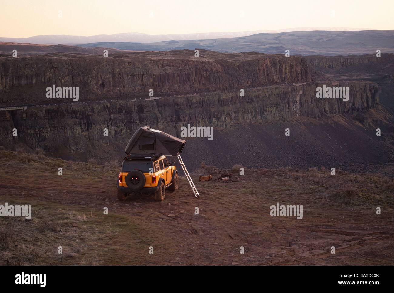 Overland truck with rooftop tent parked above canyon, Washington Stock ...