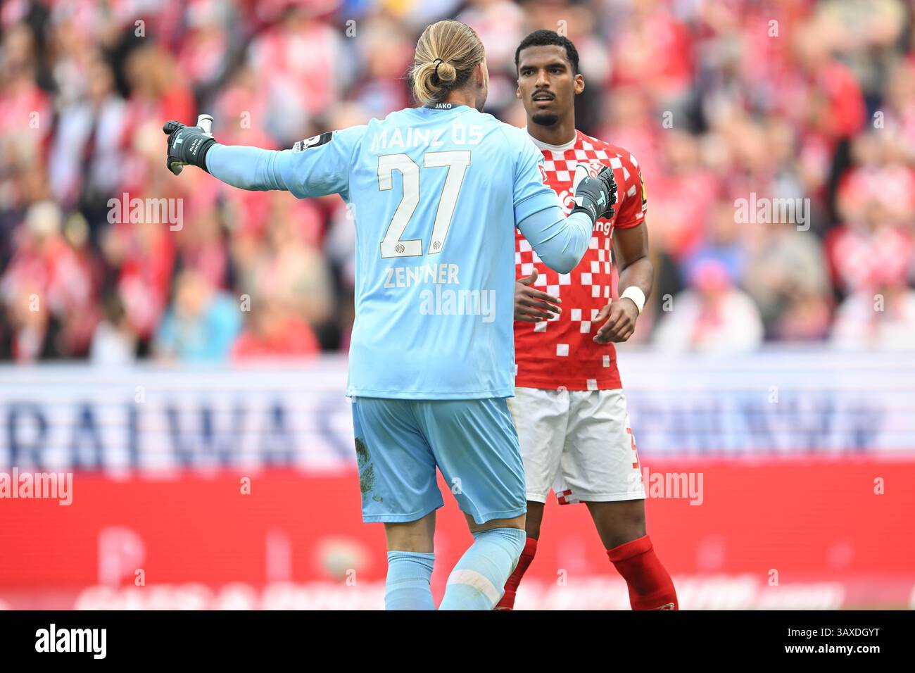 Fussball 1. Bundesliga 30. Spieltag 1. FSV Mainz 05 - VfL Wolfsburg am ...