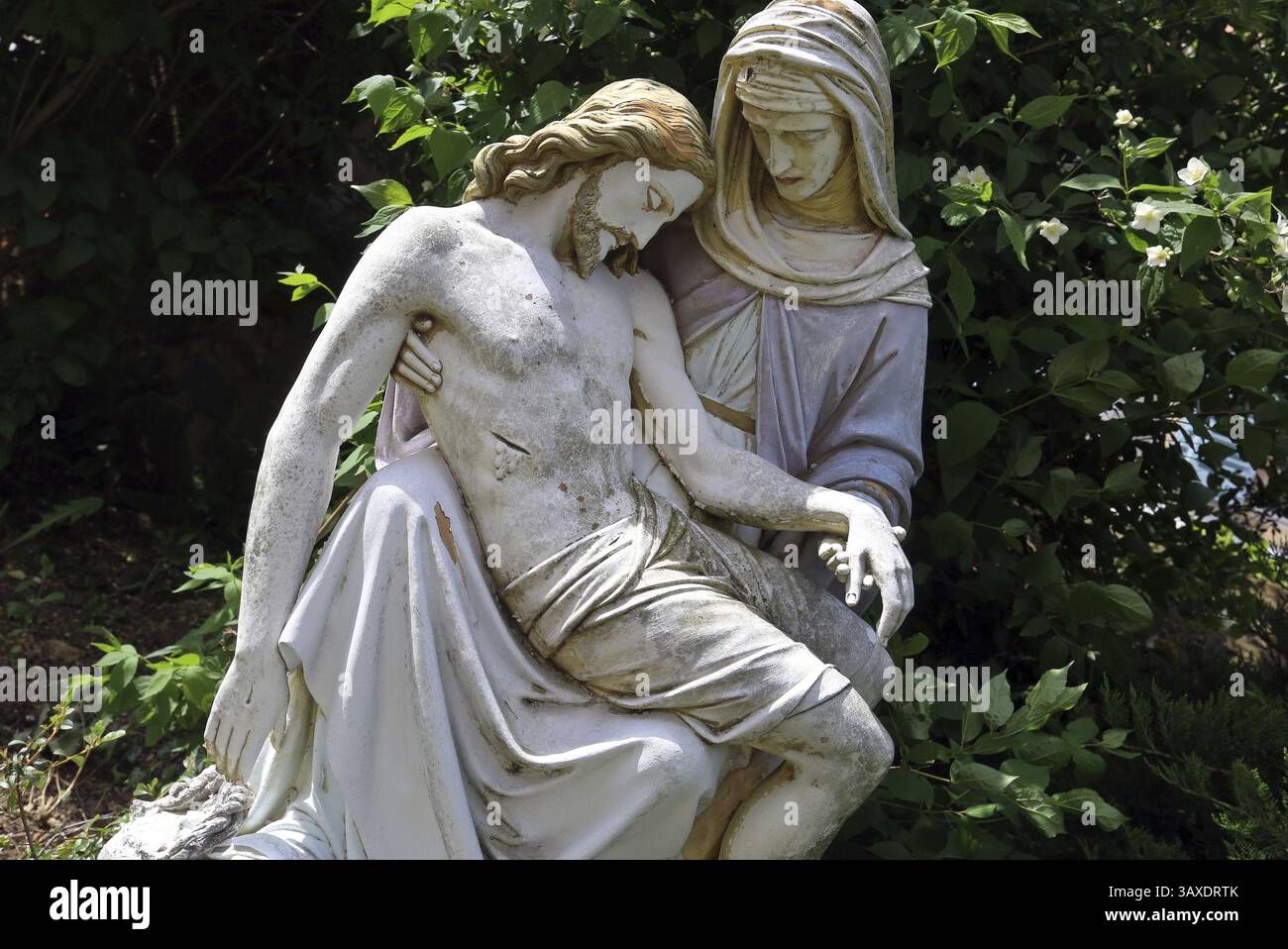 Mary with the body of Christ Stock Photo - Alamy