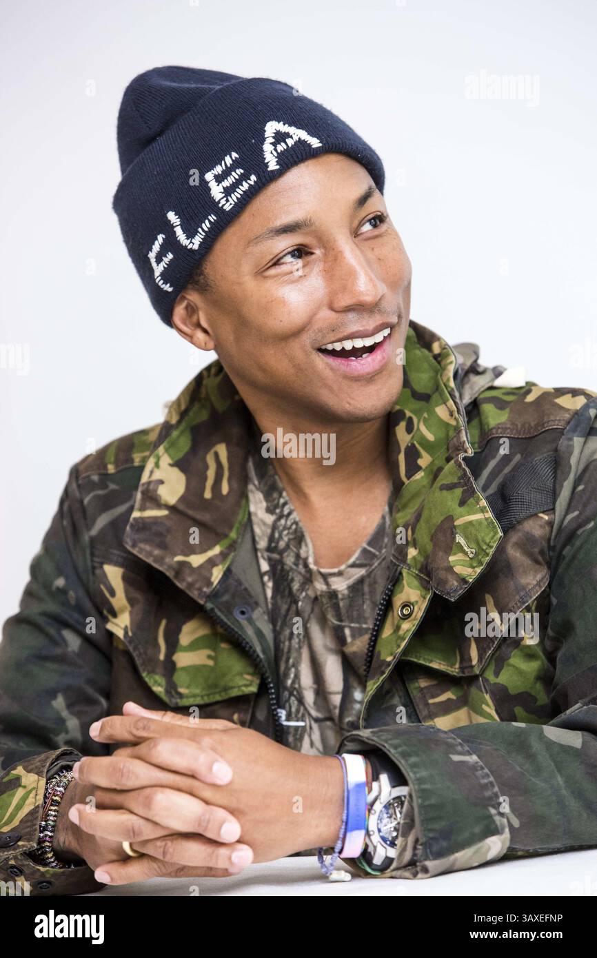 November 1, 2016 - Hollywood, California, U.S. - Musician PHARRELL ...