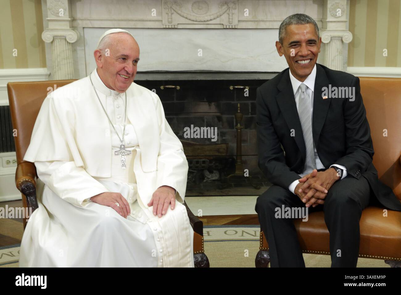 **FILE PHOTO** Pope Francis Has Passed Away. (L-R) Pope Francis and U.S ...
